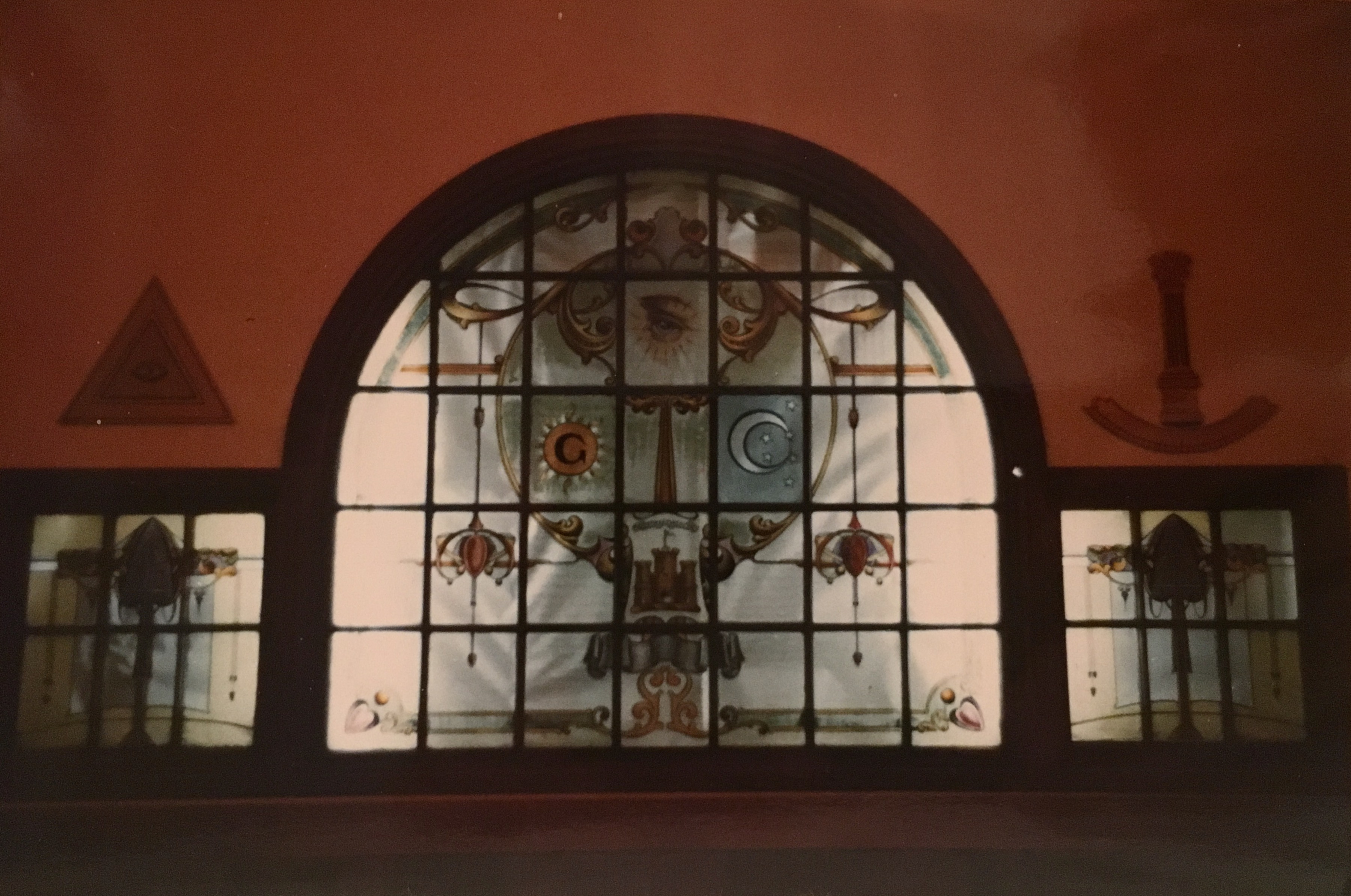 Livingstone Masonic Lodge Windows - Blantyre Project - Official History ...