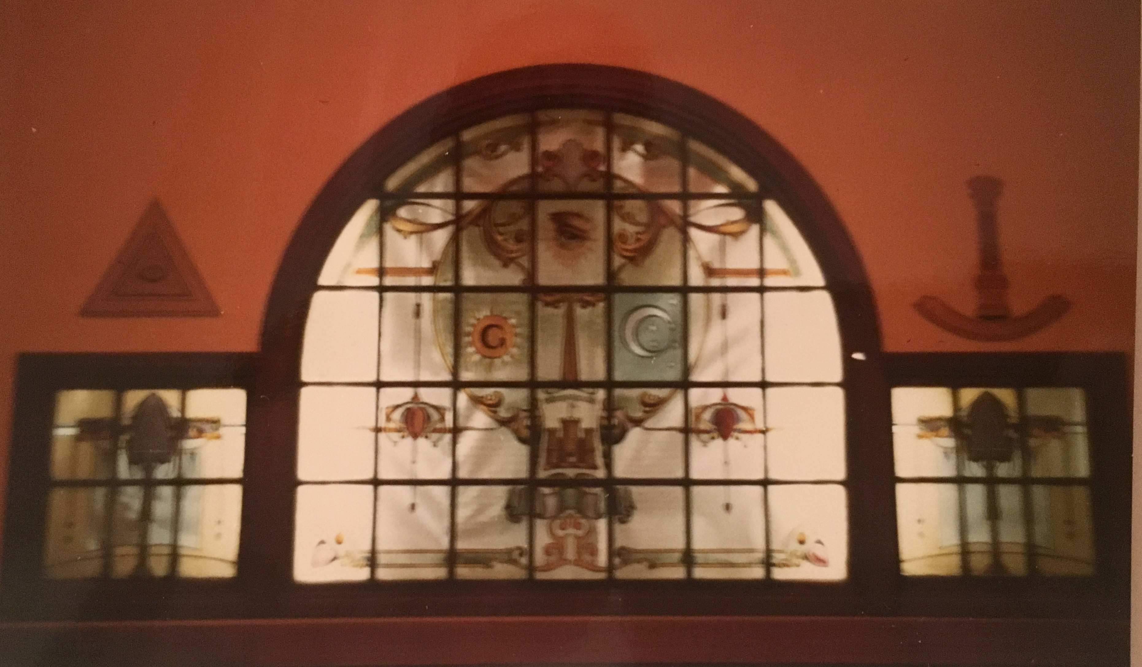 Livingstone Masonic Lodge Windows - Blantyre Project - Official History ...
